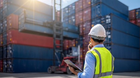 Simplify and Succeed: A Guide to UK Customs Clearance